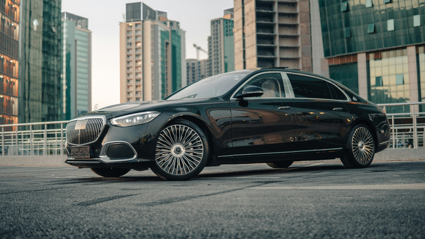 Maybach Chauffeur Istanbul – Redefining Prestige & Comfort