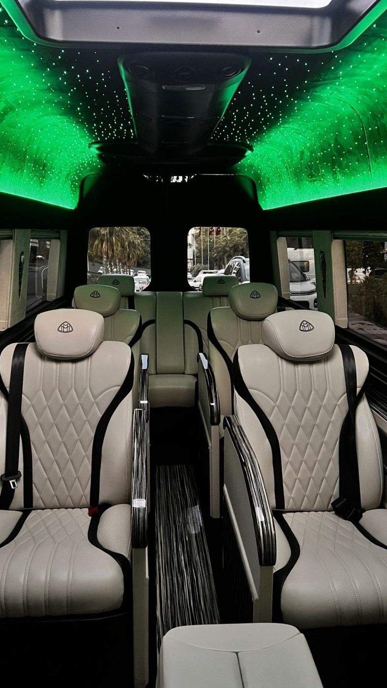 Mercedes VIP Sprinter